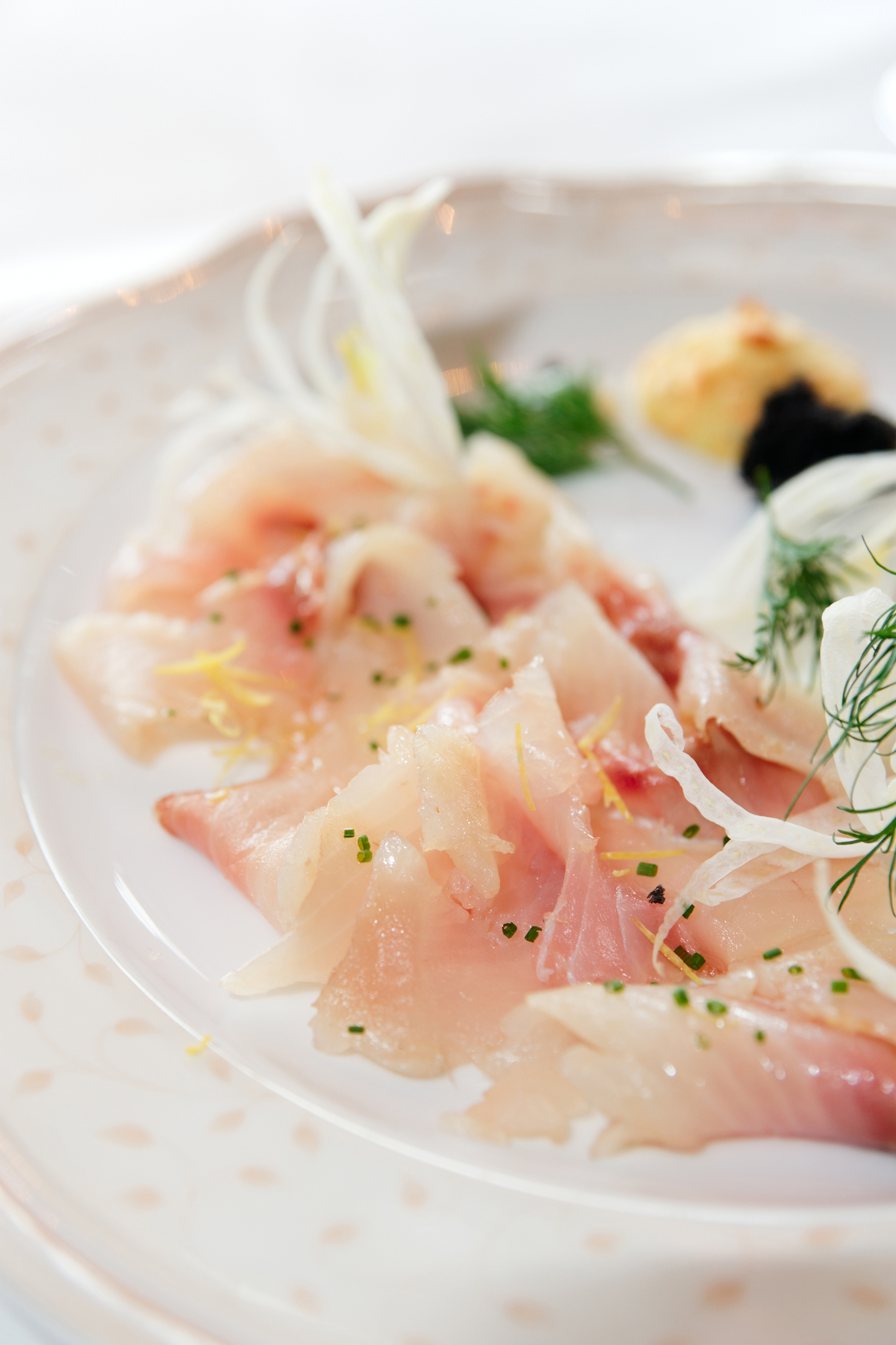 Carpaccio di pompelmo e branzino - La ricetta