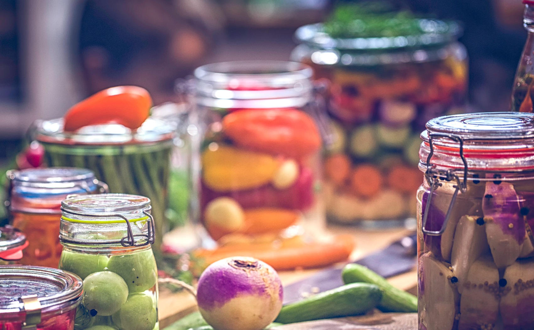 Come capire se nelle conserve in barattolo c’è il botulino?